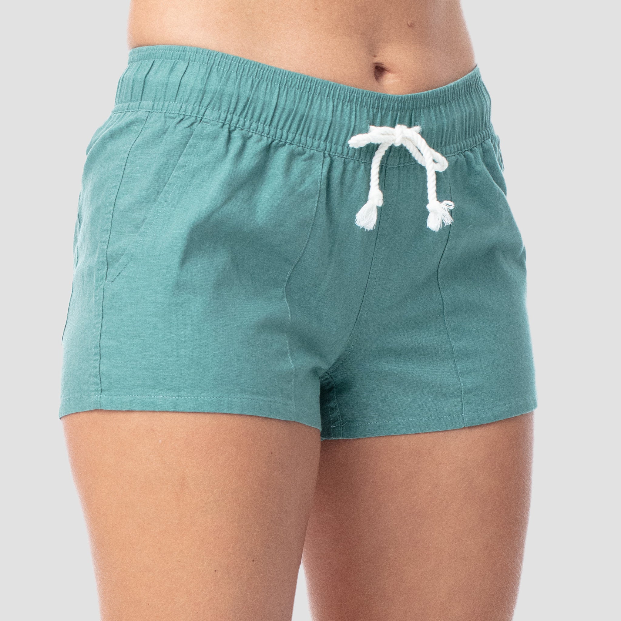 Abbey Women Short – Island Daze